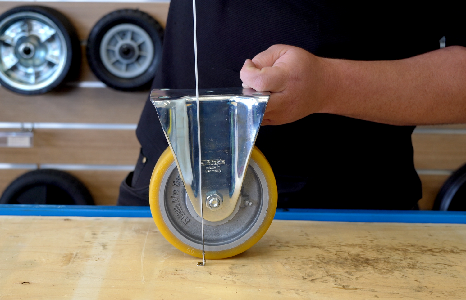 Measuring replacement wheels and castors – Wheelco